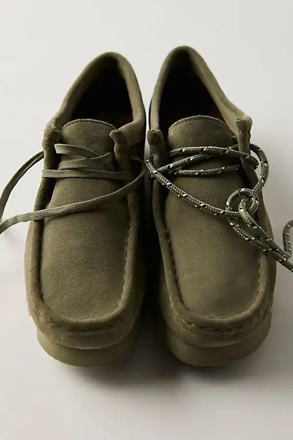 Clarks Wallabee Gtx Slip-On Moccasins In Khaki/Green Suede - 70